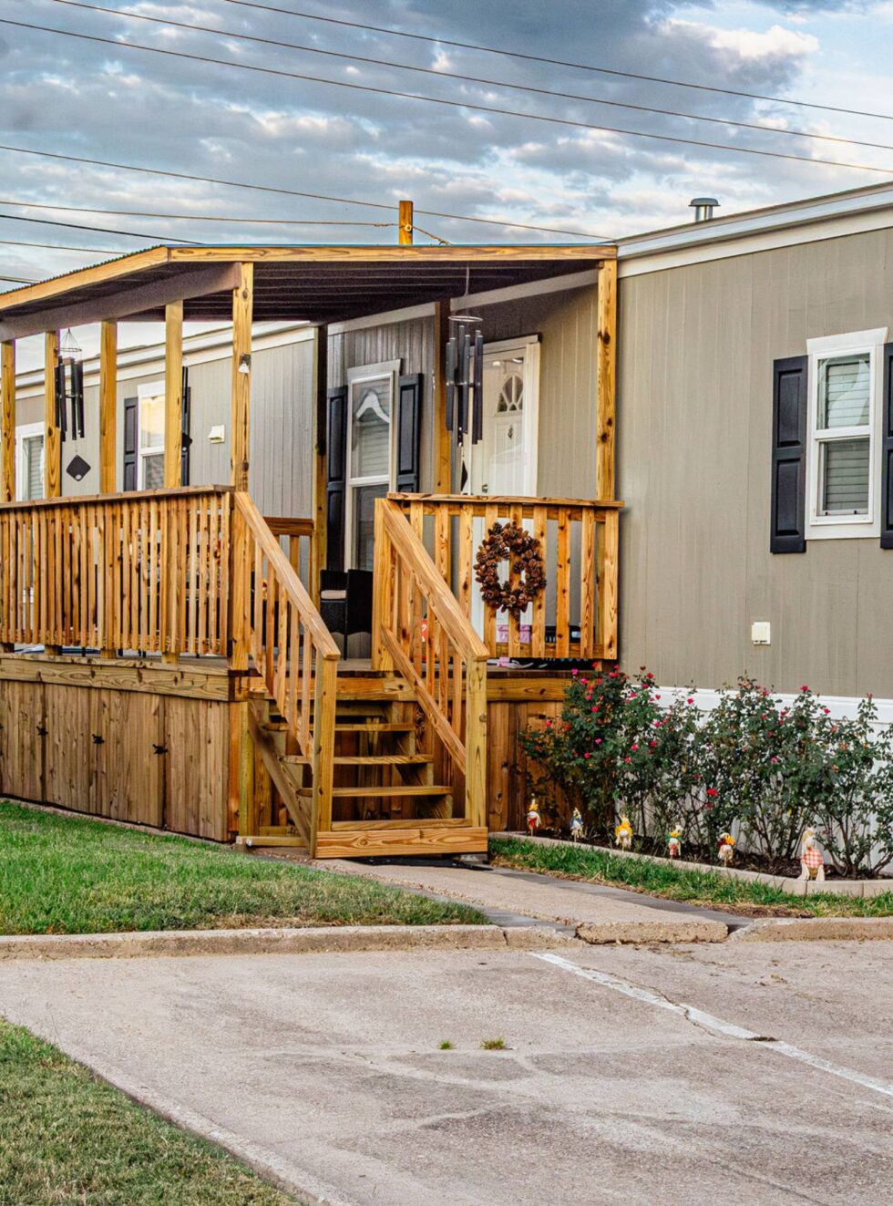 Oak Forest Mobile Home Park | We provide a comfortable community for ...